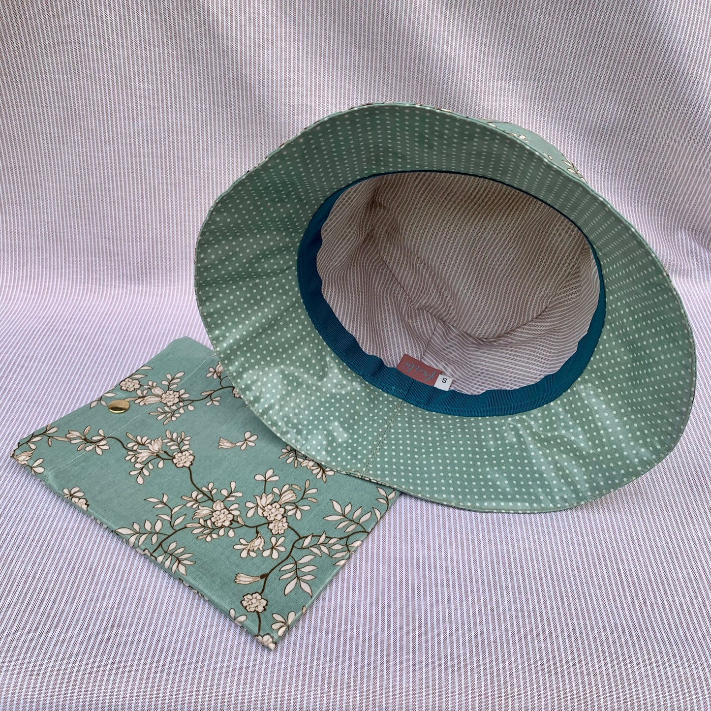 Cappello Fiore Nora azzurro polvere - Fairlù® by Francesca Salvi – Fairlu